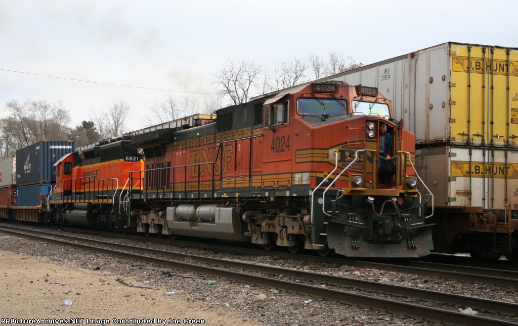 BNSF 4024